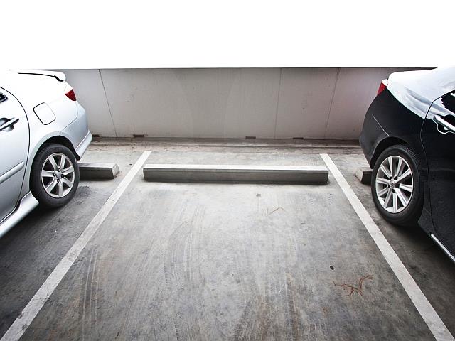 How to deal with parking issues in complexes - Home Owners, Advice