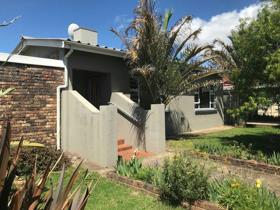Property and houses for sale in Grahamstown : Grahamstown Property ...