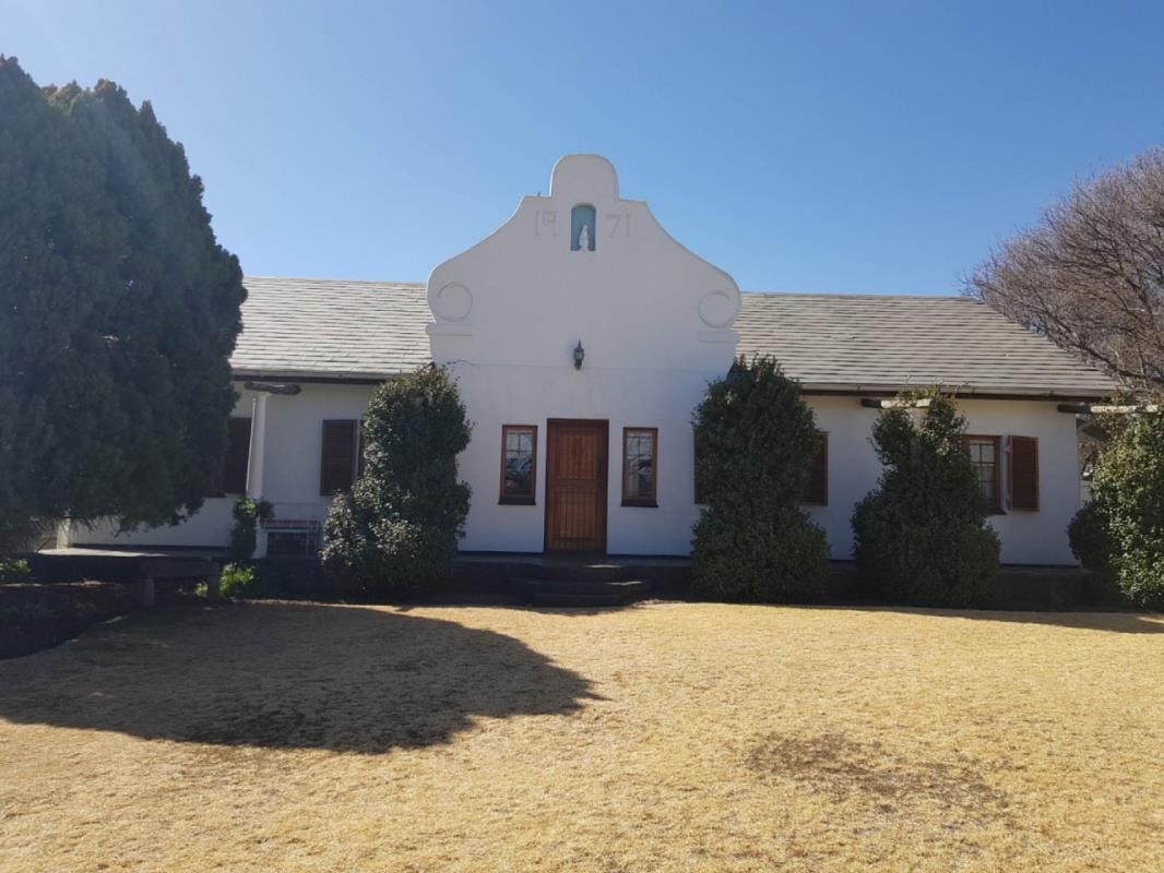 4 Bedroom House for sale in Harrismith - P24-107737915