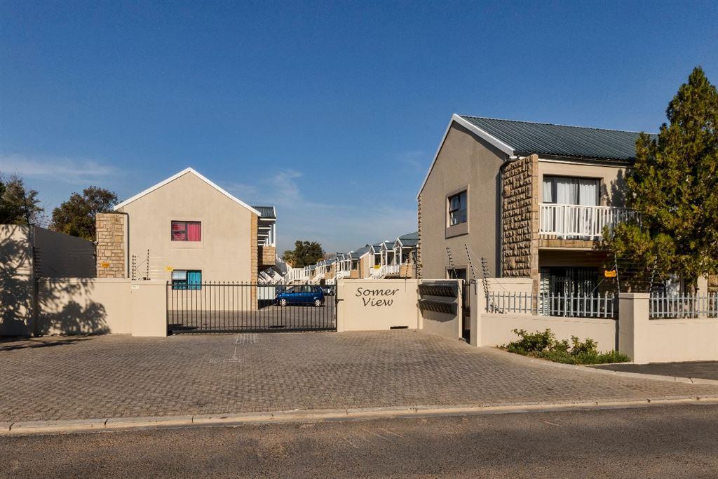 2 Bedroom Apartment / flat to rent in Audas Estate - P24-107961589