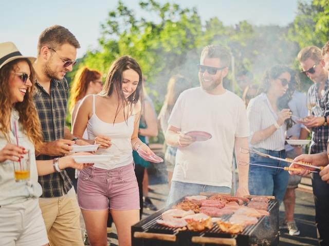 Celebrating Heritage Day | Master the art of braai hosting with these ...