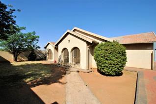 Palm Ridge, Alberton Property : Property and houses for sale in Palm ...