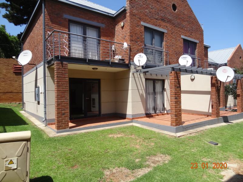 0.5 Bedroom Apartment / flat to rent in Auckland Park - The Yard, 1 THE ...