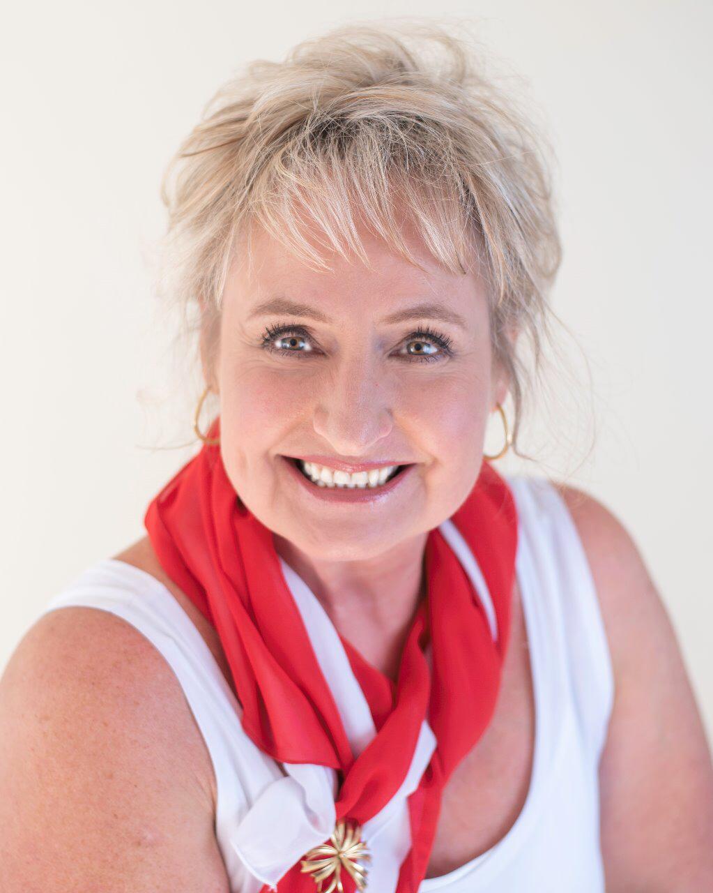 Agent profile for Charmaine Deacon