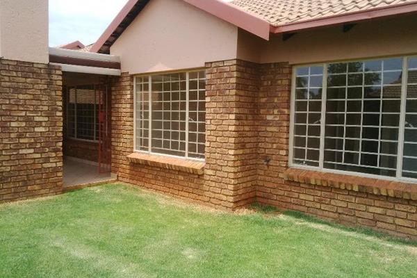 Pierre Van Ryneveld Property : Townhouses to rent in Pierre Van ...