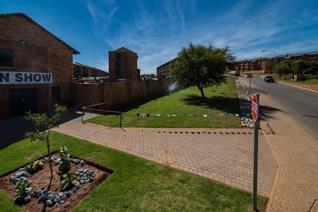 Diepsloot Property : Property and houses to rent in Diepsloot ...