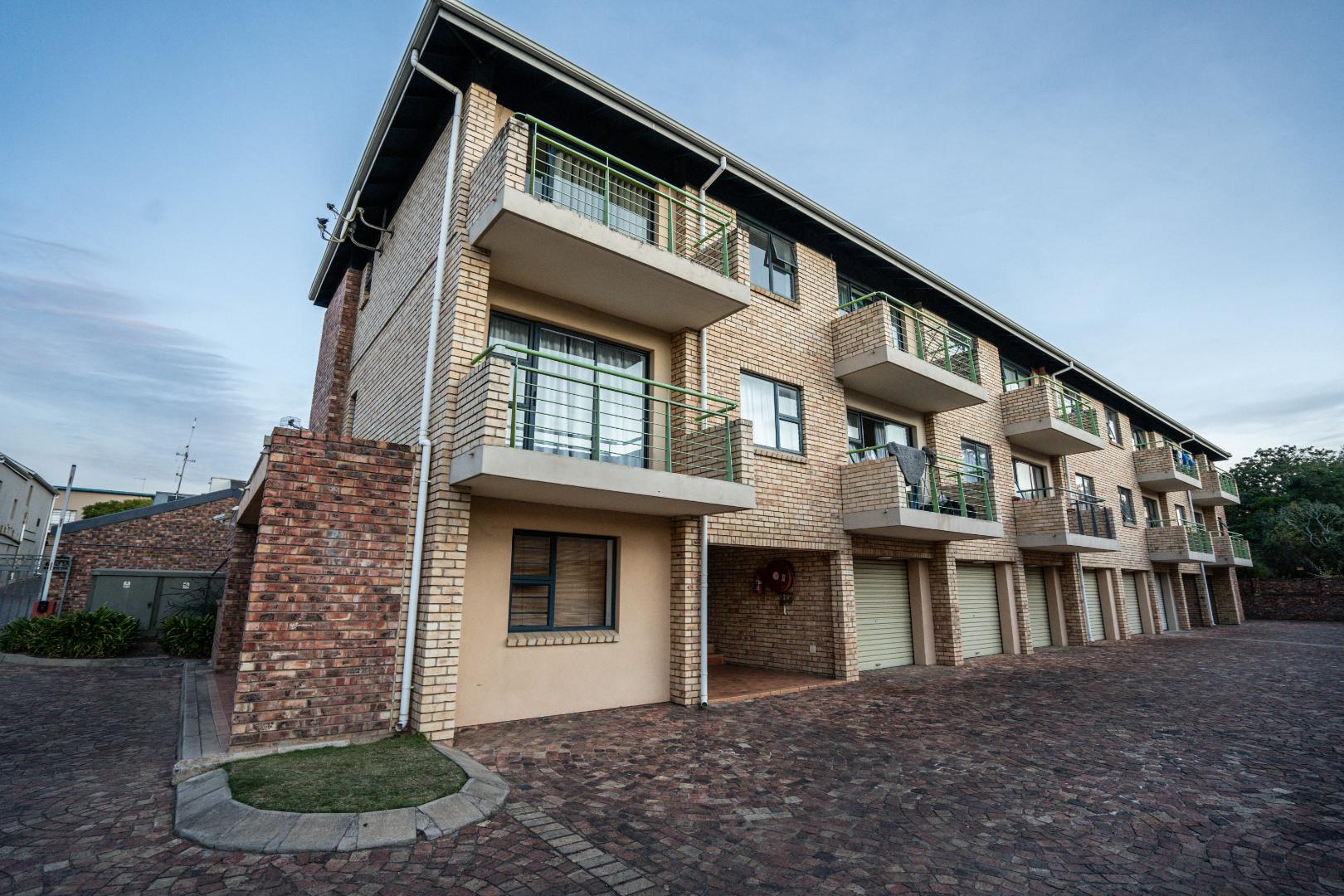 Property and houses for sale in Grahamstown : Grahamstown Property ...