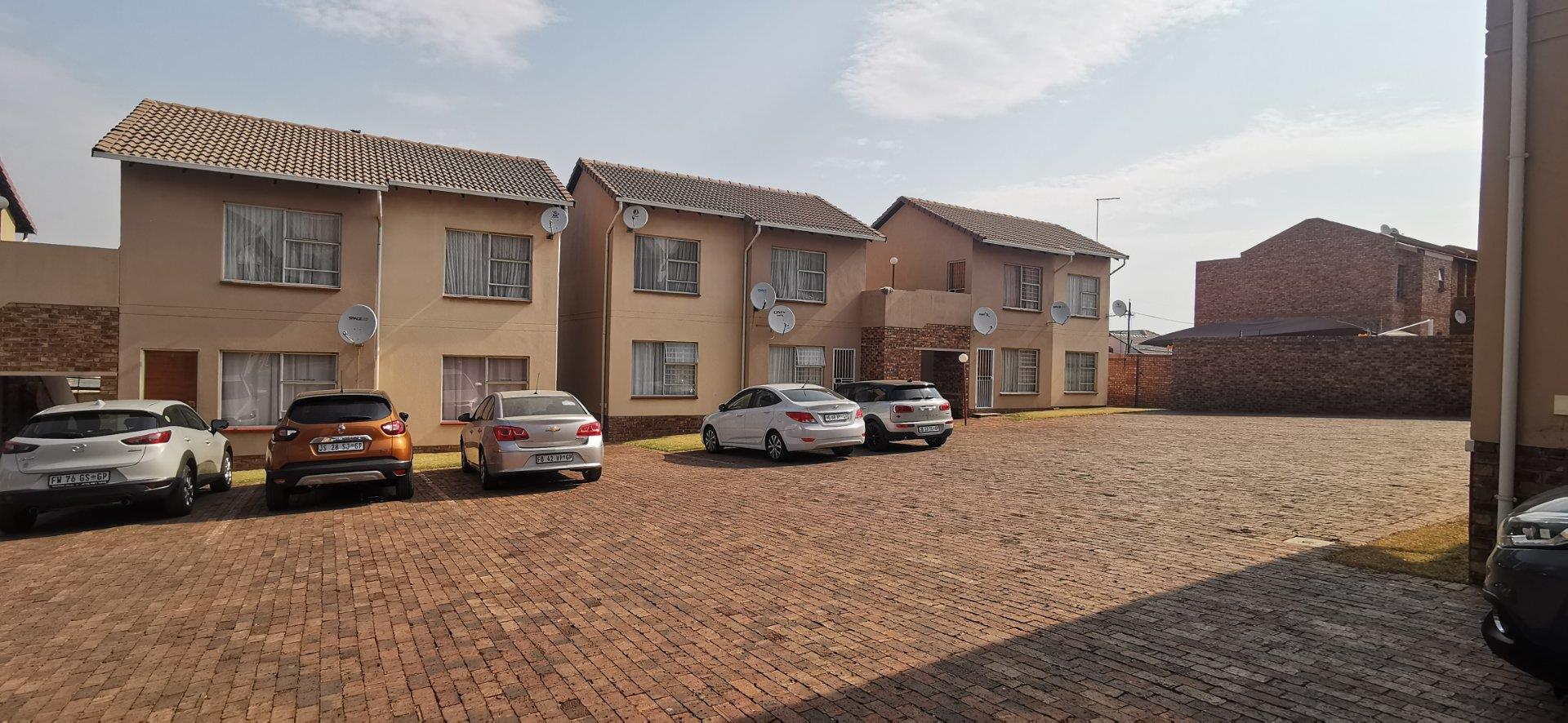 Naturena Property : Property and houses for sale in Naturena ...
