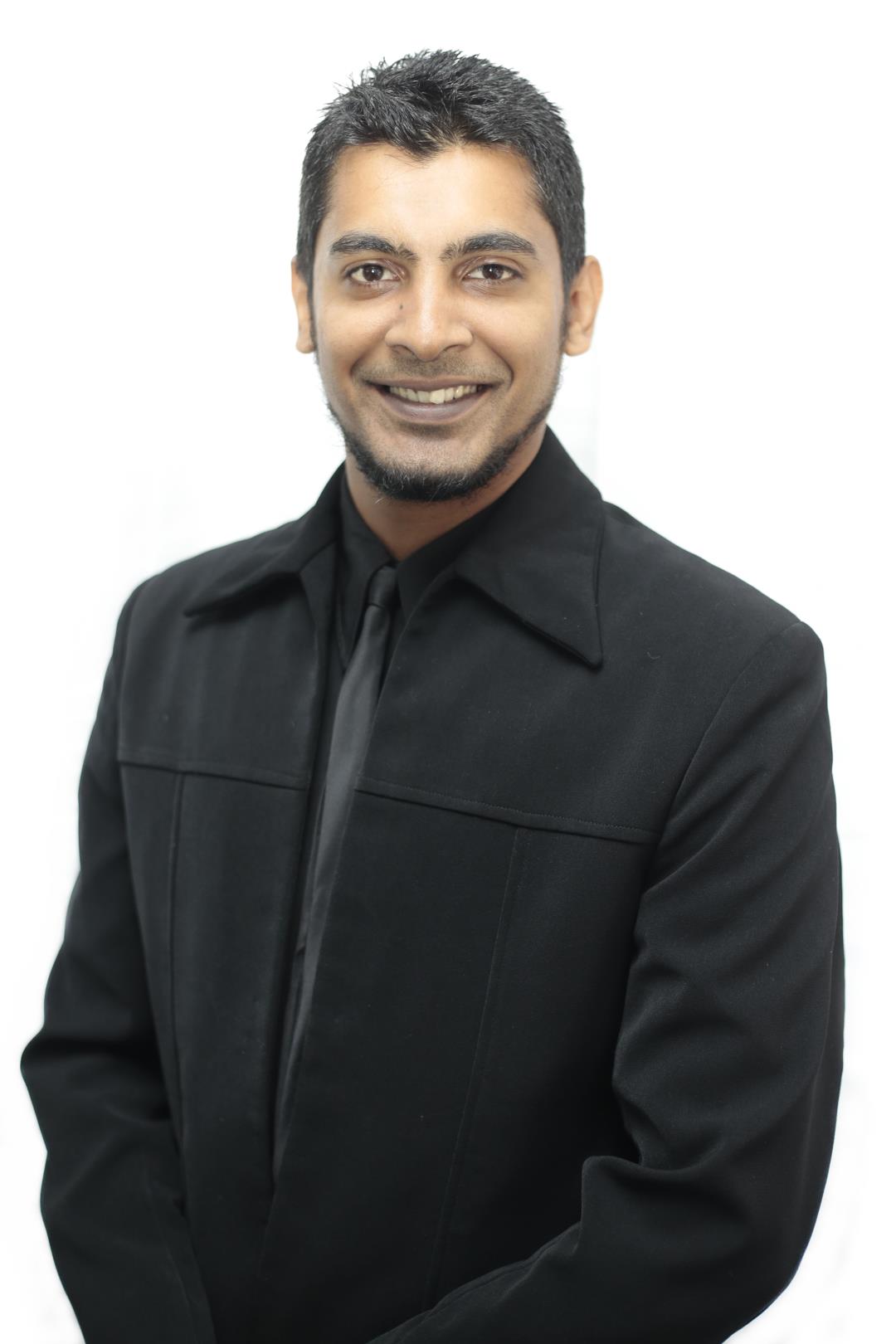 Agent profile for Altaaf Sheik