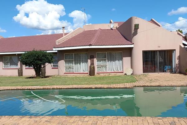 Three Rivers East Property : Property and houses for sale in Three ...