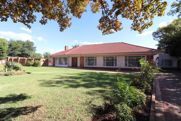 Selcourt Property : Property and houses for sale in Selcourt ...