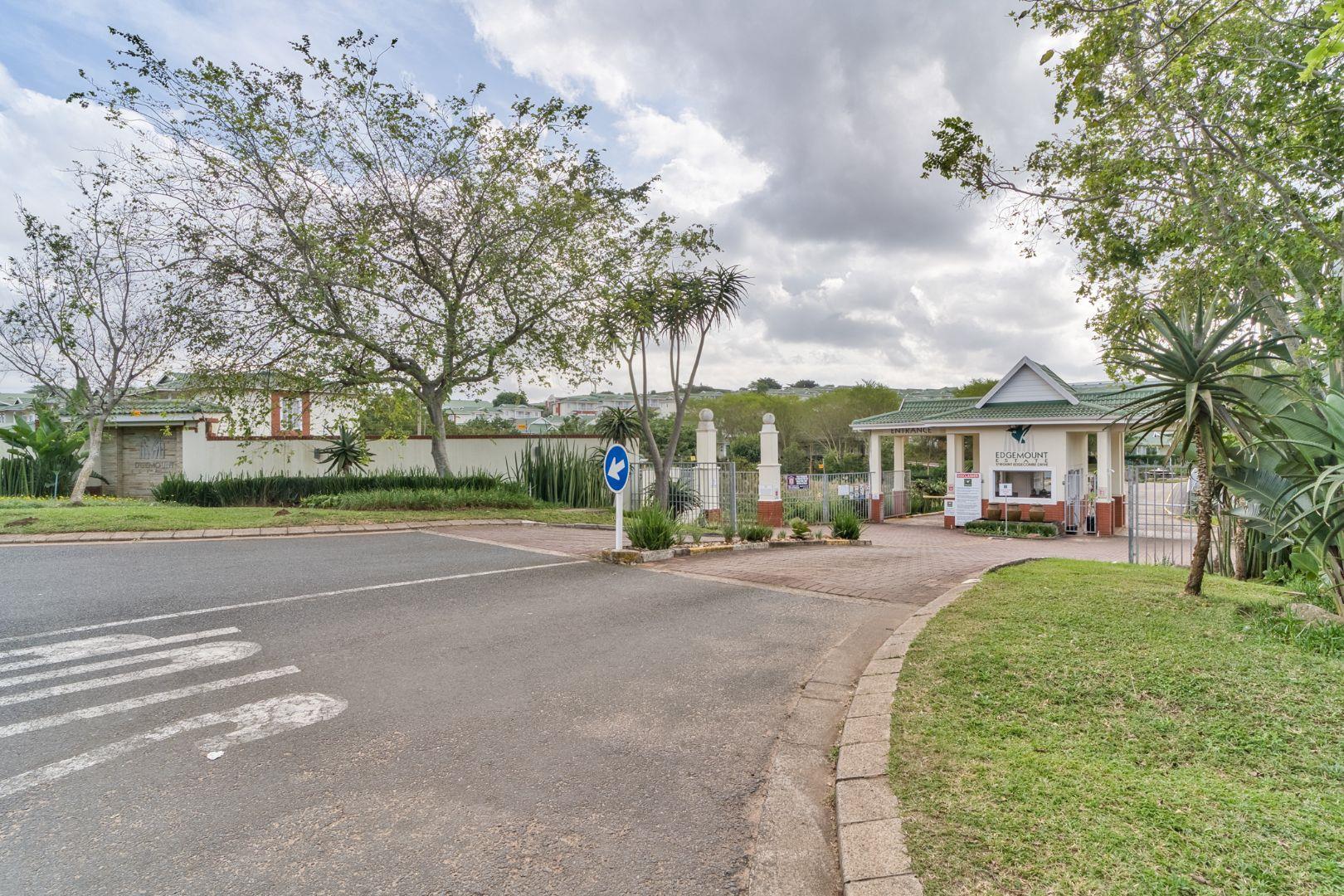 3 Bedroom Townhouse for sale in Mount Edgecombe North - P24-111259436