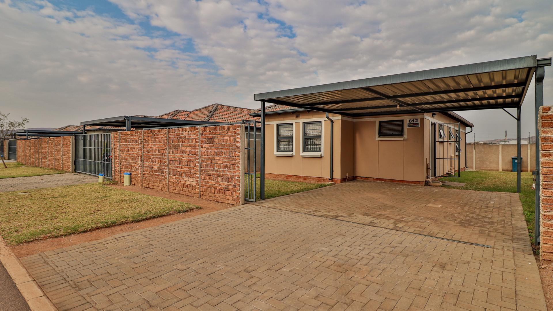 3 Bedroom House for sale in Andeon - P24-111490959