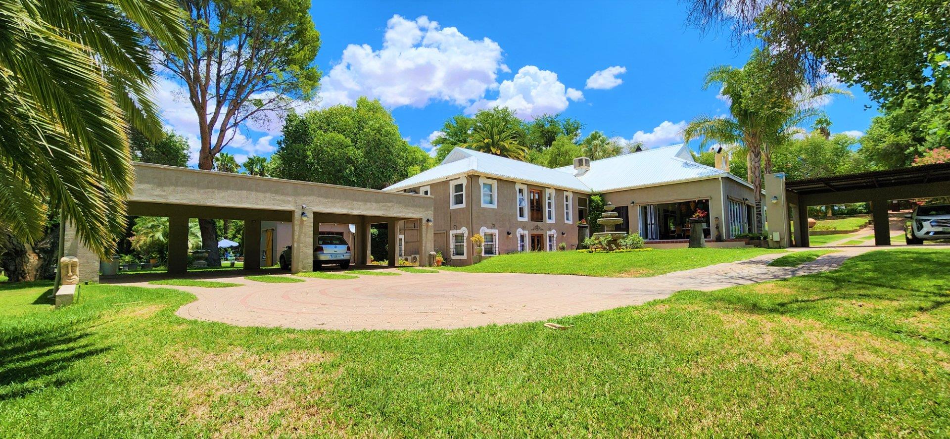 5 Bedroom House for sale in Die Rand - P24-112232107