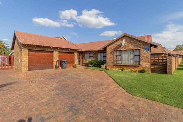 Dunnottar Property : Property and houses for sale in Dunnottar ...