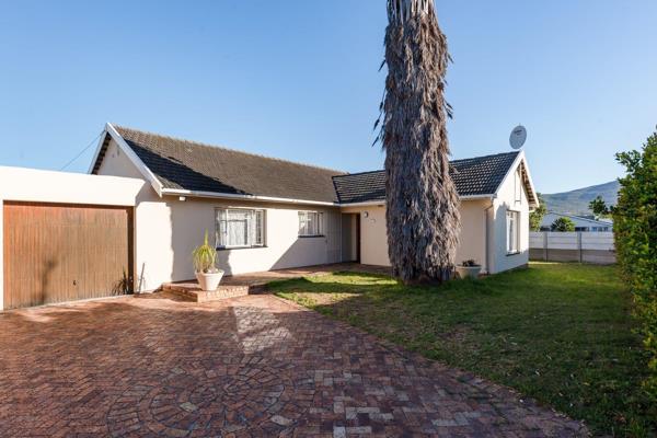 Sun Valley, Fish Hoek Property : Property and houses for sale in Sun ...