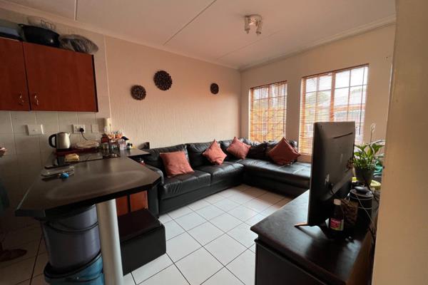 Bezuidenhout Valley Property : Property and houses for sale in ...