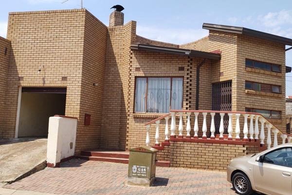 Dobsonville Property : Houses for sale in Dobsonville : Property24.com