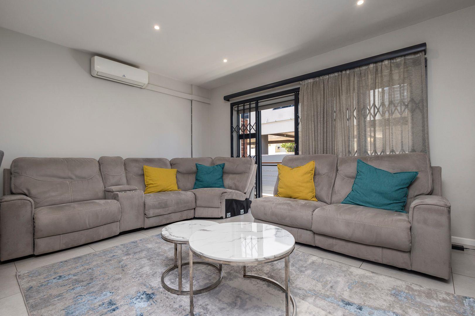 3 Bedroom Apartment / flat for sale in Musgrave - 302 Ss 242 On Vause ...