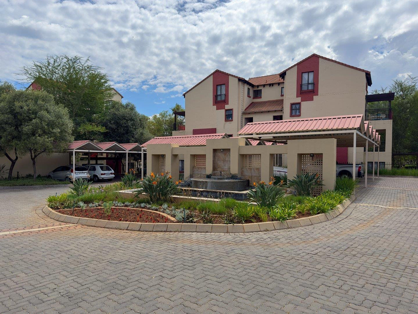 Oukraal Estate Property : Apartments / flats for sale in Oukraal Estate ...