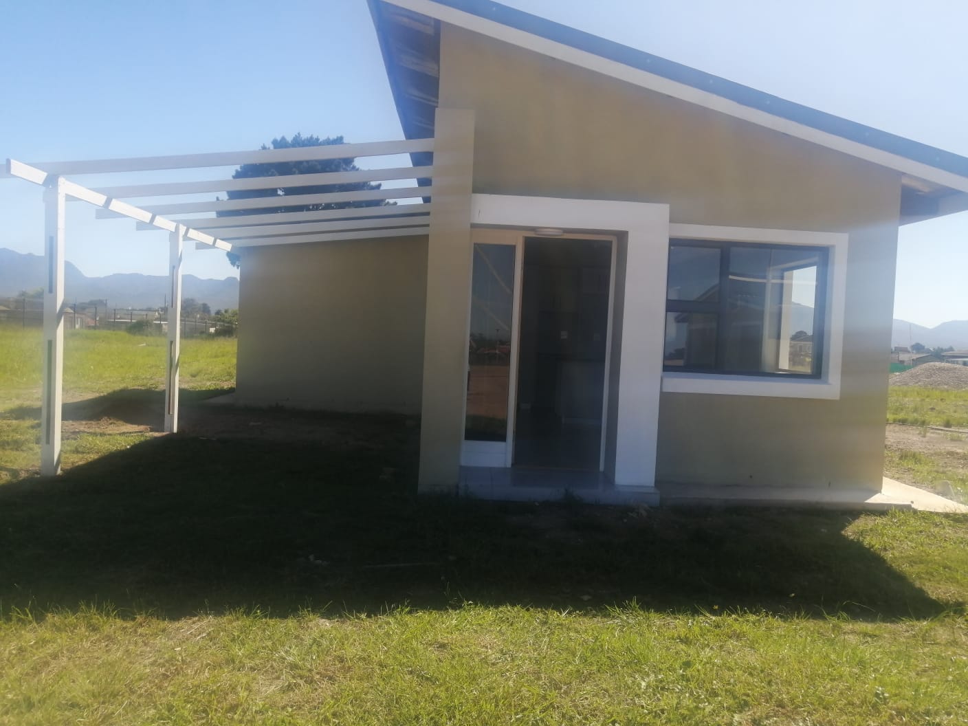 2 Bedroom House for sale in Pacaltsdorp - P24-114187709