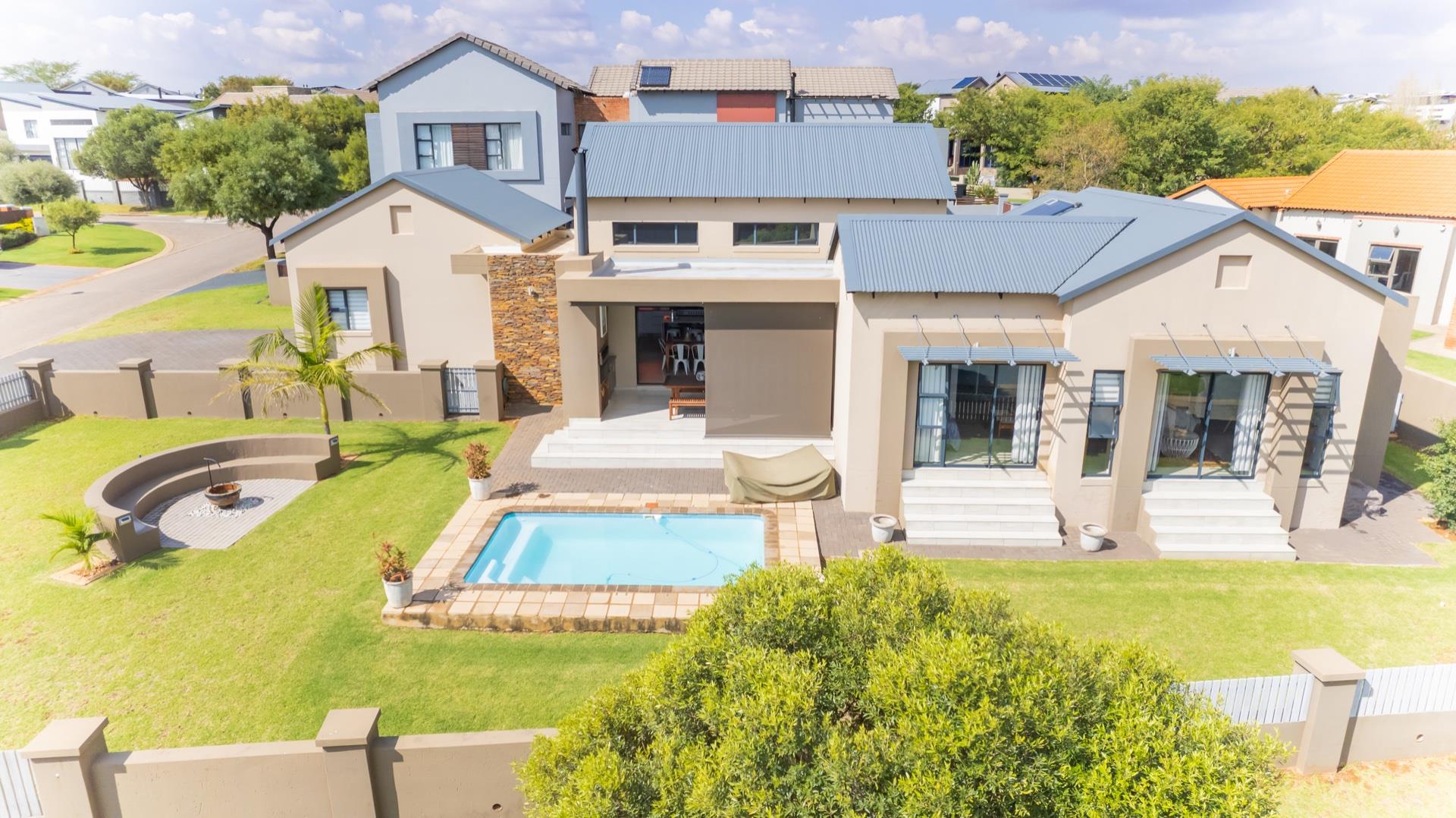 Copperleaf Estate Property : Property and houses for sale in Copperleaf ...