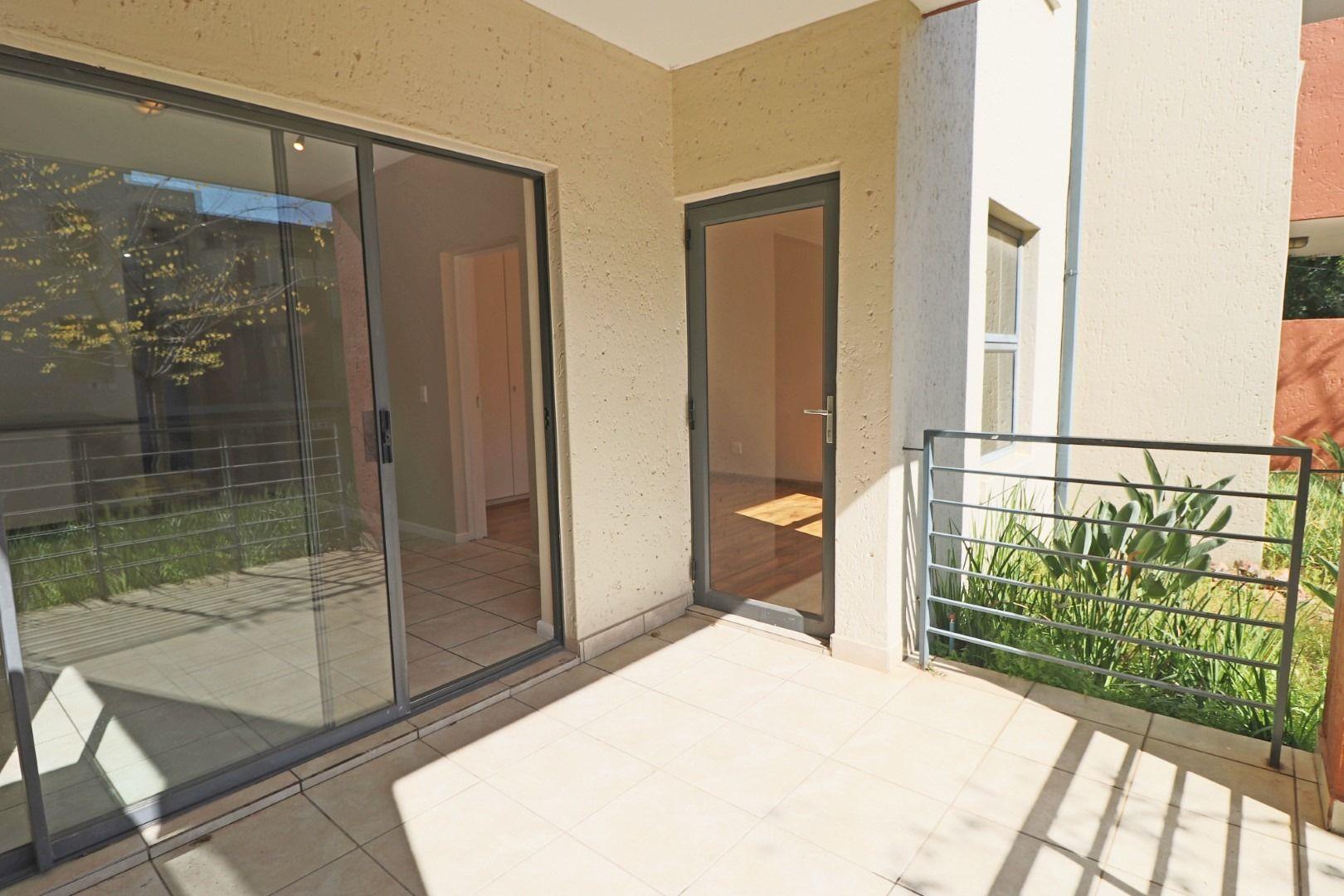 2 Bedroom Apartment / flat for sale in Bryanston - 12 Millwood ...