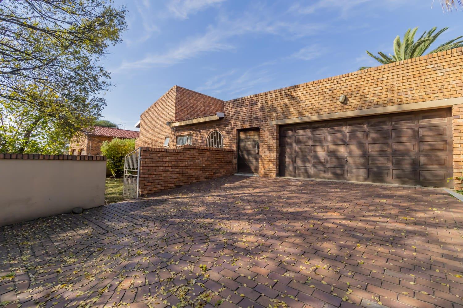 Dalpark Ext 1 Property : Property and houses for sale in Dalpark Ext 1 ...