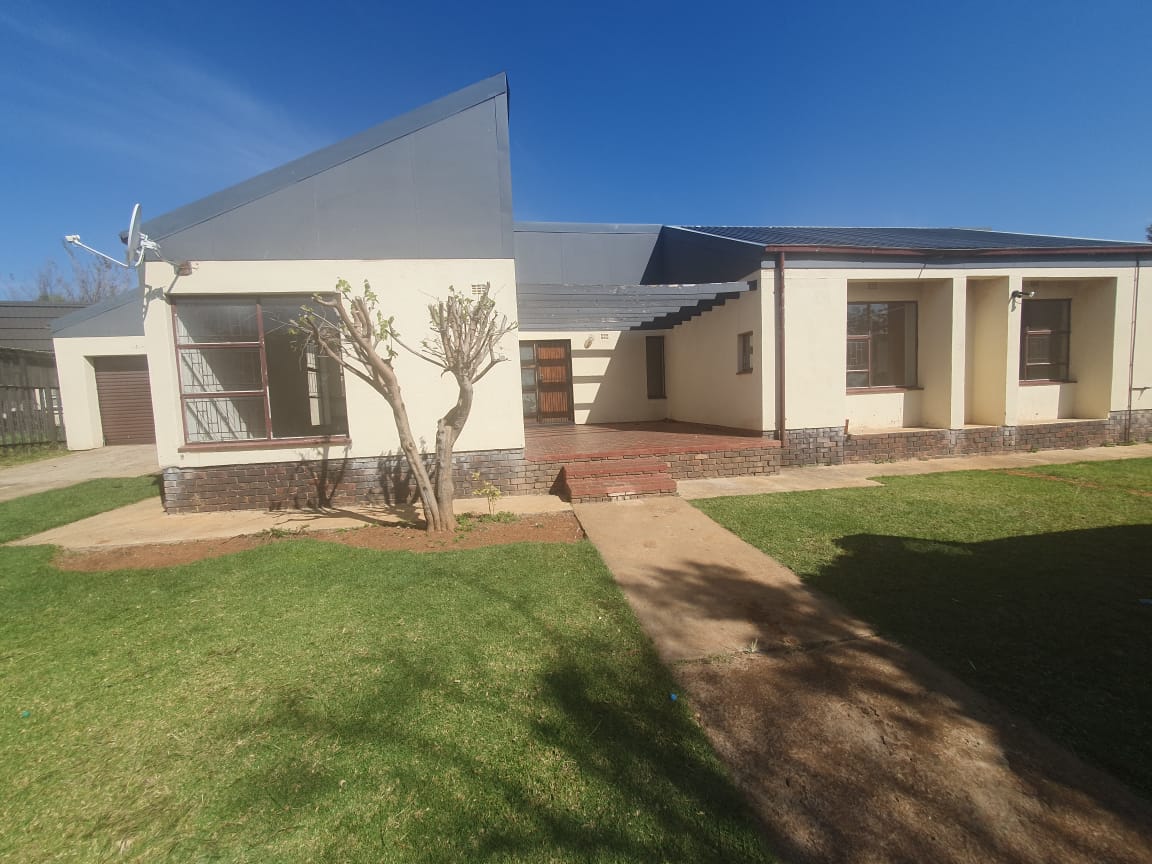 4 Bedroom House to rent in Fochville - P24-112712704