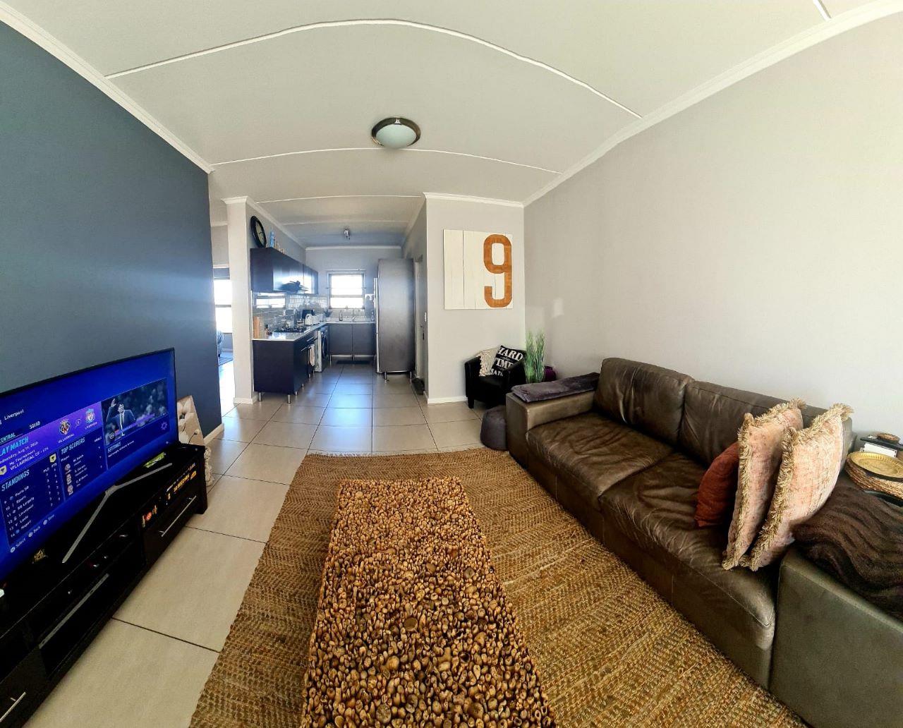 Greenstone Ridge Property : Apartments / flats for sale in Greenstone ...