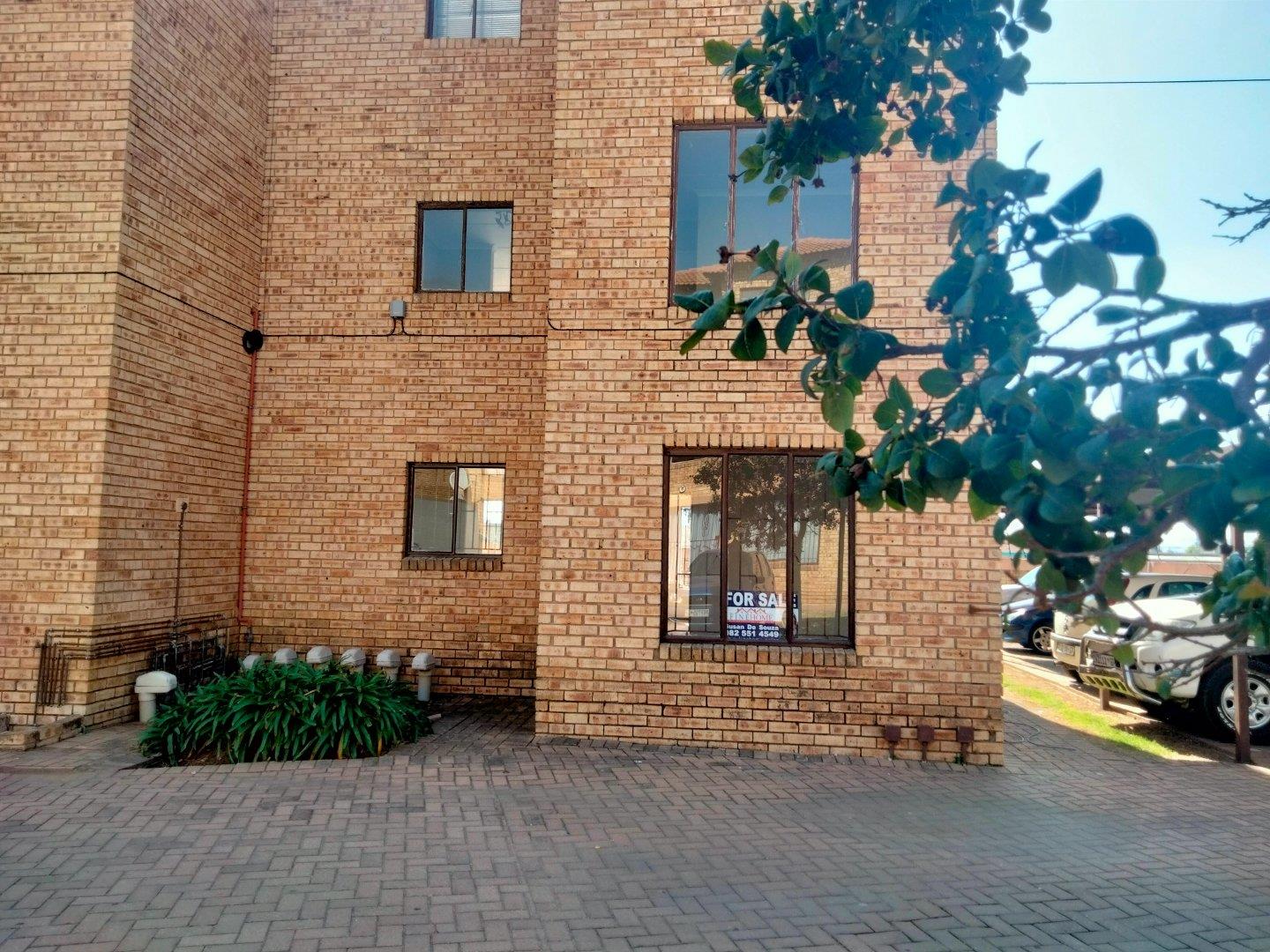 Apartments Flats For Sale In Randfontein Randfontein Property 3980
