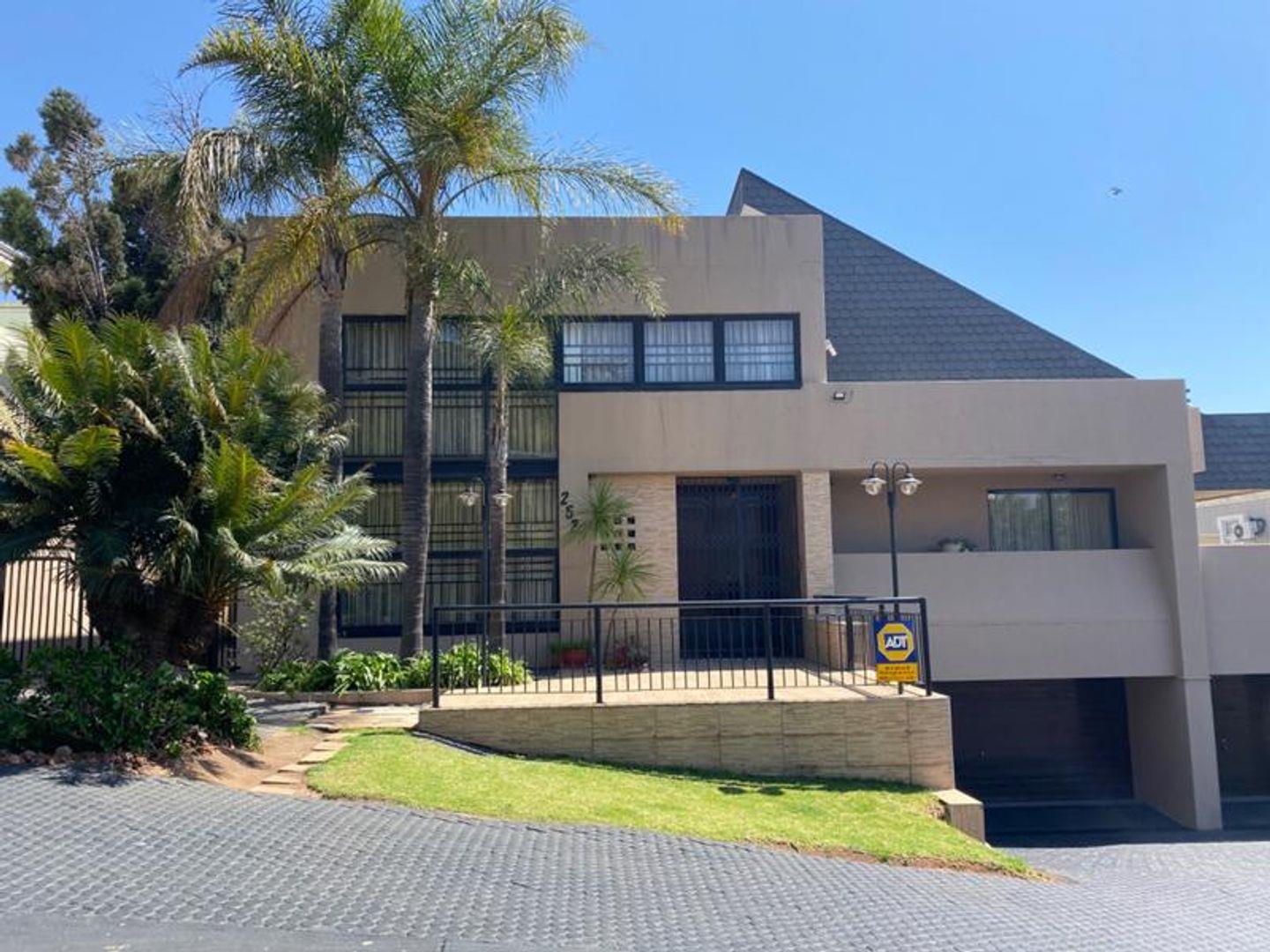 Laudium Property : Property and houses for sale in Laudium : Property24 ...