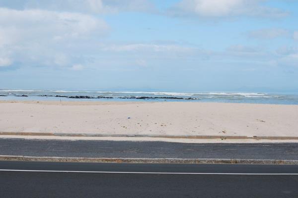 Property and houses for sale in Strand : Strand Property : Property24 ...