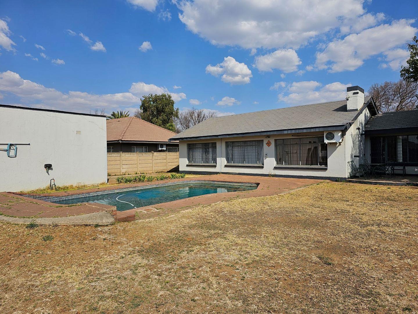 Three Rivers Property : Property and houses for sale in Three Rivers ...