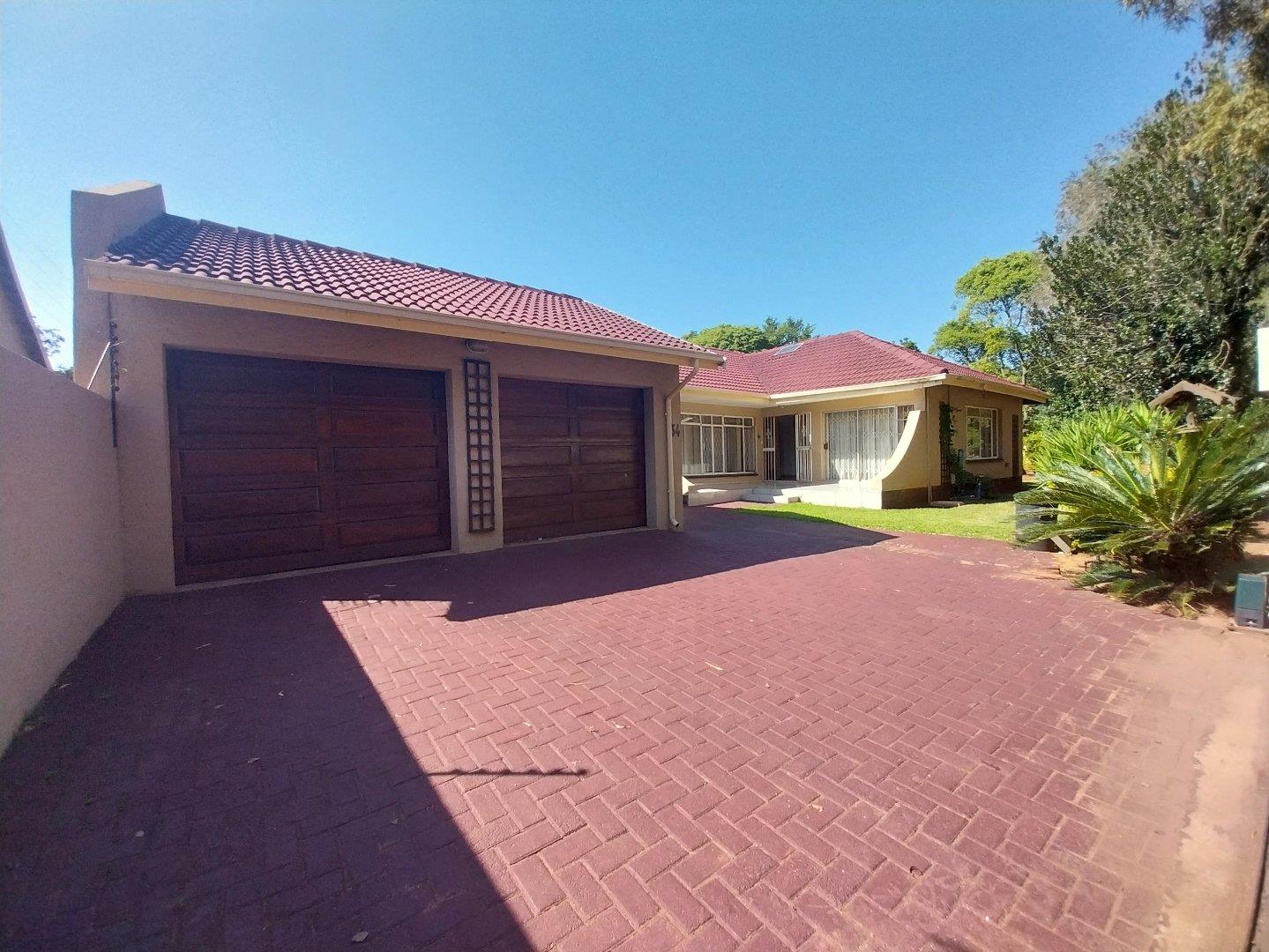Parkrand Property : Houses for sale in Parkrand : Property24.com - Page 3