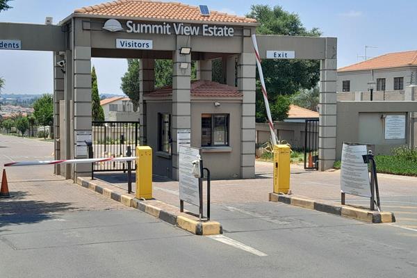 Blue Hills Property : Property and houses for sale in Blue Hills ...