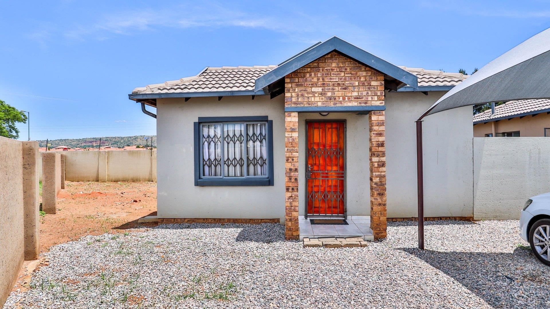 3 Bedroom House for sale in Andeon AH - P24-113343310