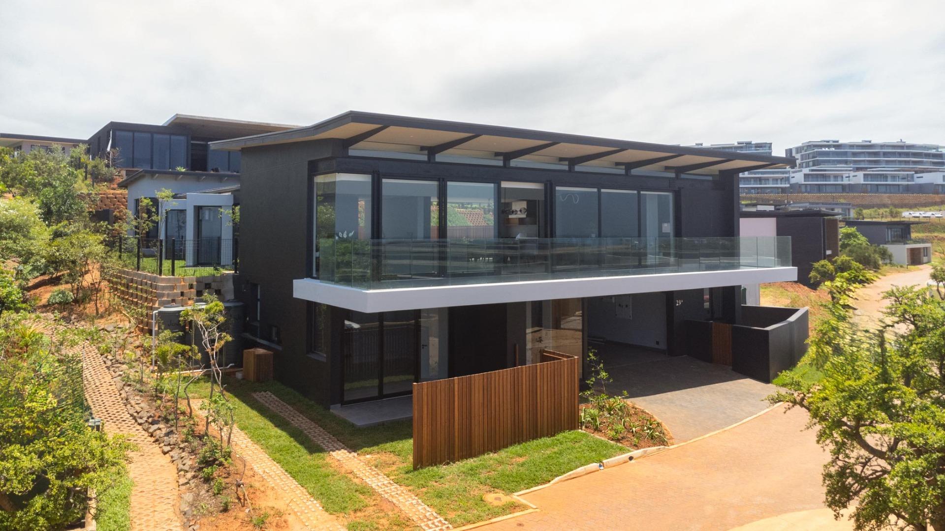 4 Bedroom House for sale in Sibaya Precinct - P24-113787363