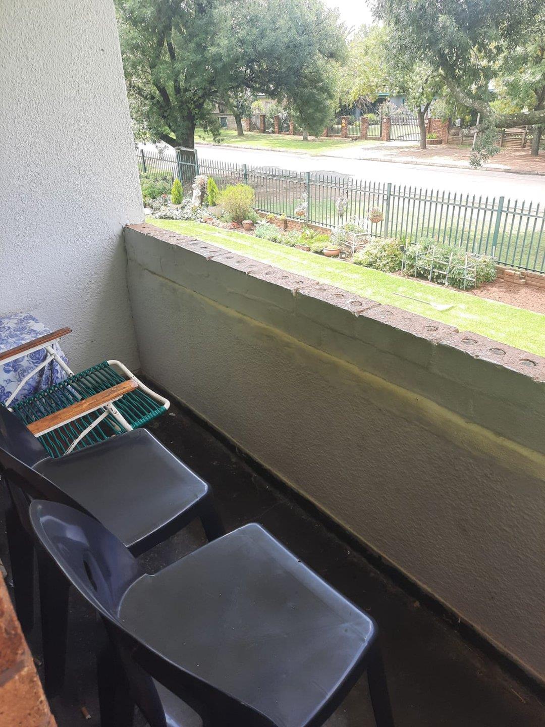 Three Rivers Property : Apartments / flats to rent in Three Rivers ...