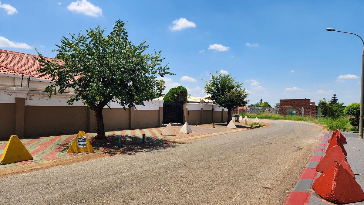 Apartments / flats to rent in Rustenburg : Rustenburg Property ...