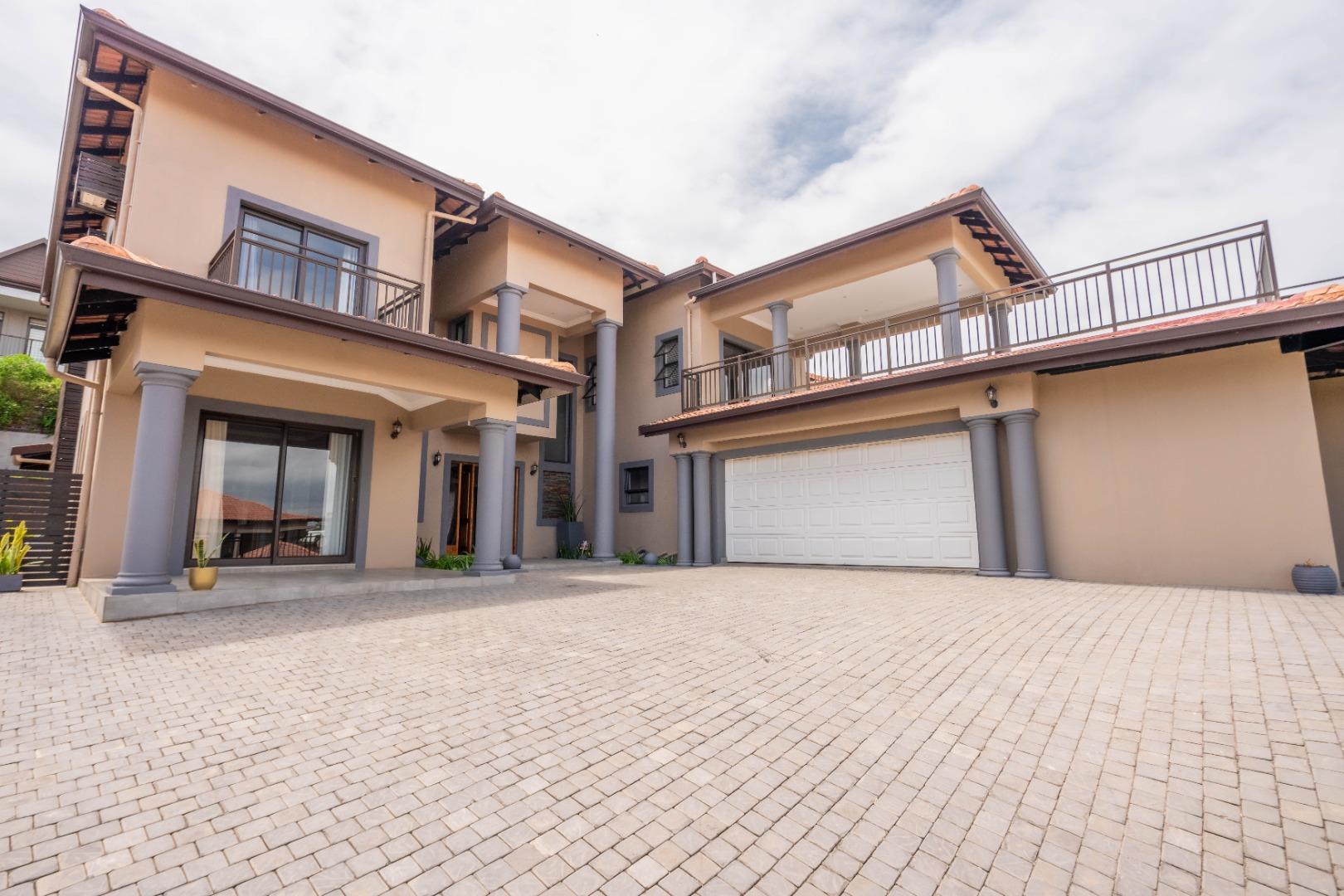 4 Bedroom House for sale in Izinga Estate - P24-113880526