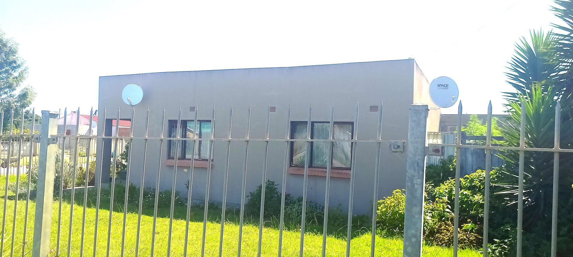 3 Bedroom House for sale in Pacaltsdorp - P24-113905985