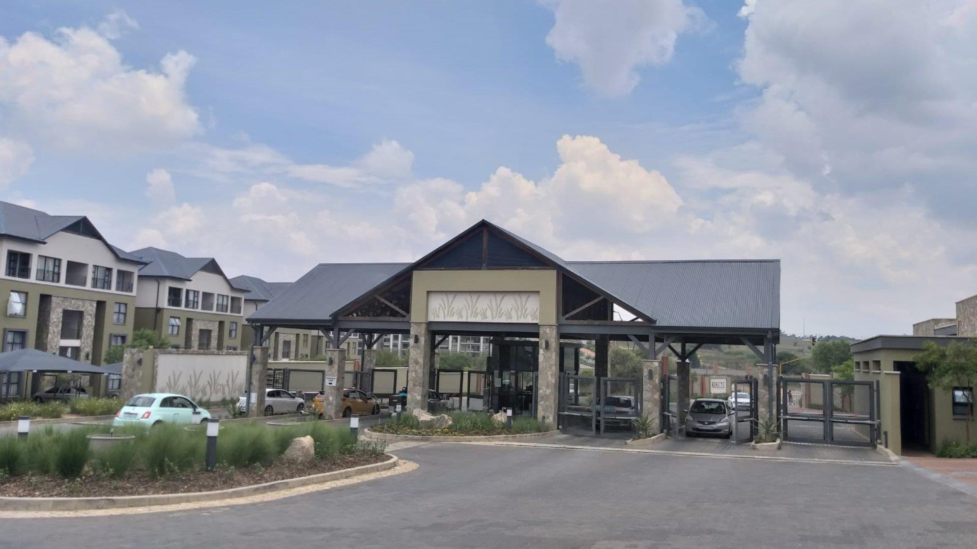 Waterfall, Midrand Property : Townhouses for sale in Waterfall, Midrand ...