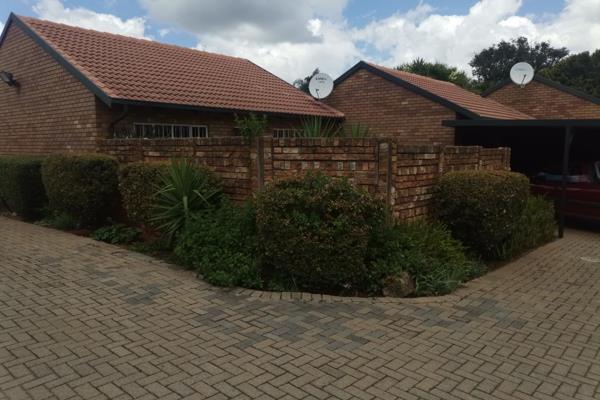 Pierre Van Ryneveld Property : Townhouses to rent in Pierre Van ...