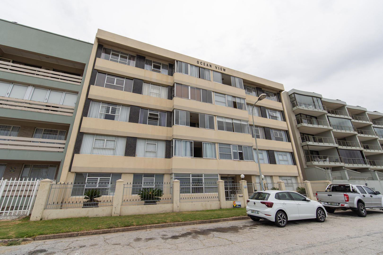 2 Bedroom Apartment / flat for sale in Humewood - P24-113969583