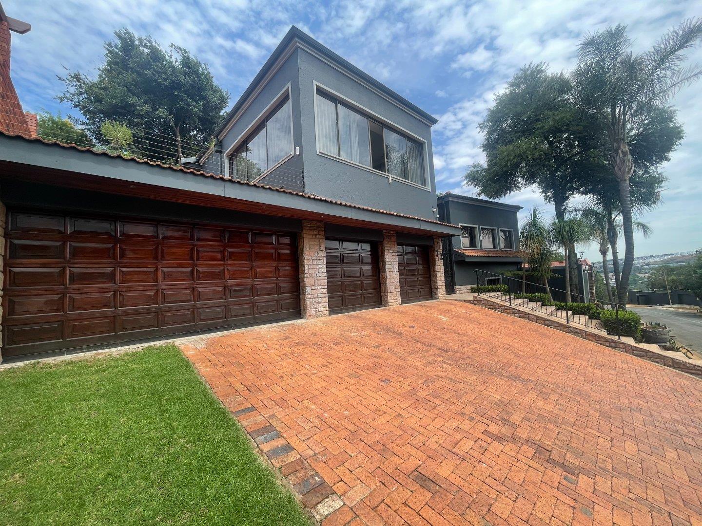 4 Bedroom House for sale in Glenvista - 72 Kolberg Drive - P24-113982062