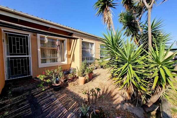 Table View Property : Property and houses for sale in Table View ...