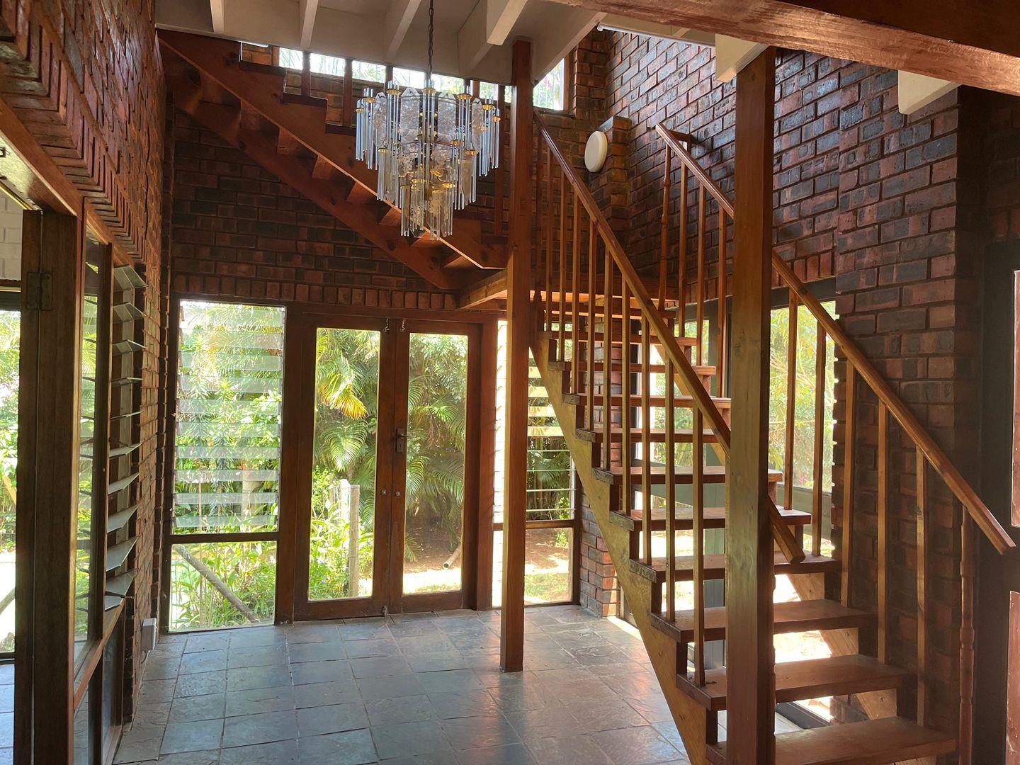 4 Bedroom House for sale in Mtunzini - P24-114029498