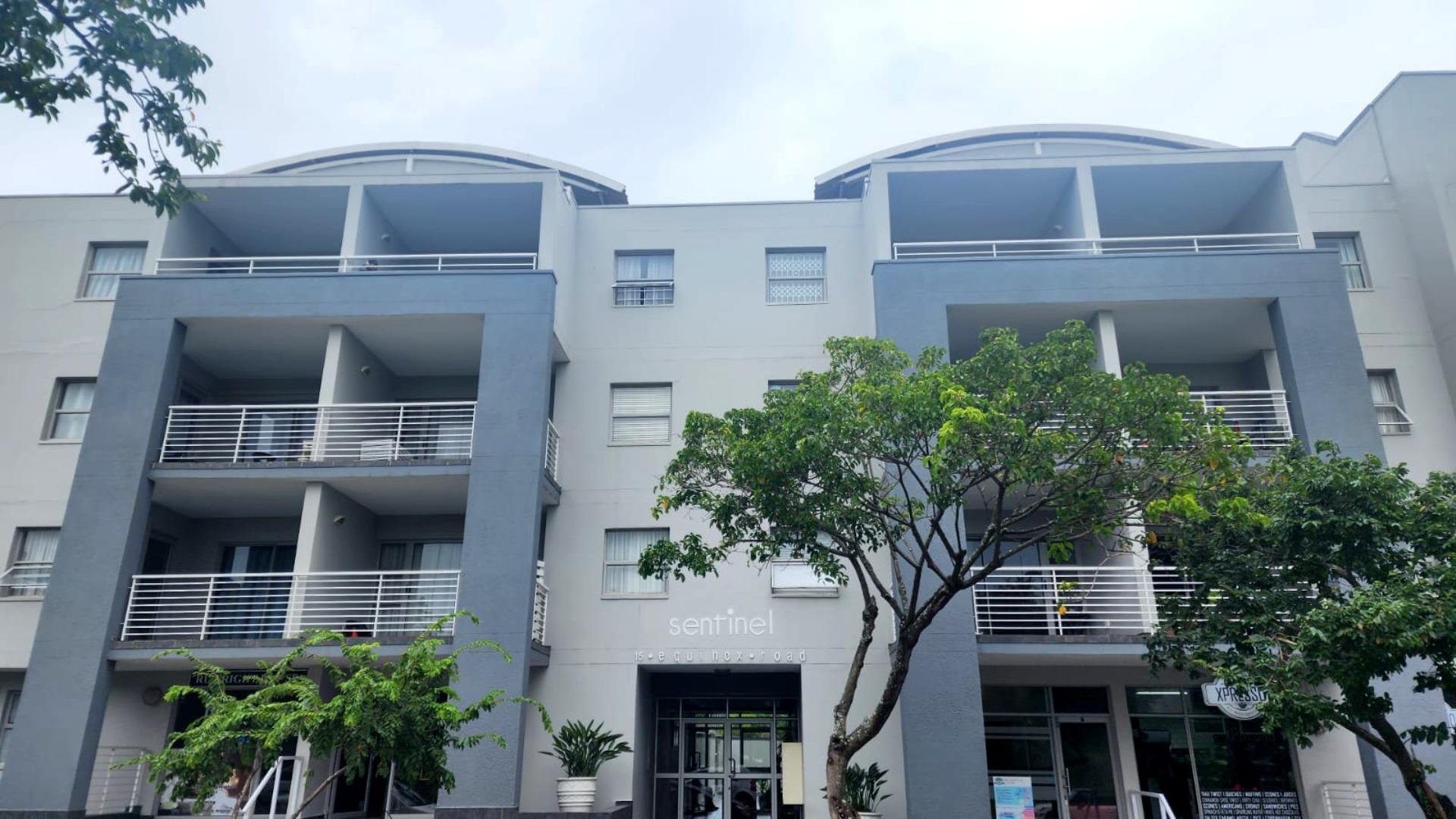 3 Bedroom Apartment / flat for sale in Umhlanga Ridge - P24-114055014