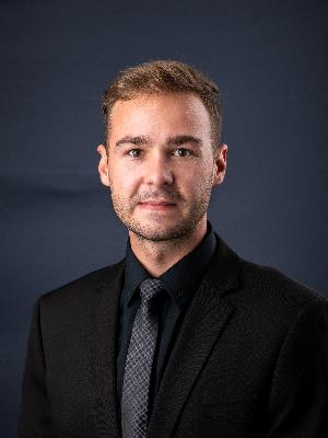 Agent profile for Danie Clifford
